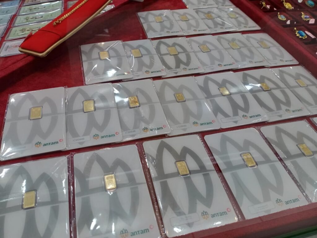 Harga Emas di Tangerang Sentuh 2 Juta Per Gram